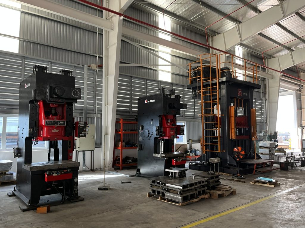 CUSTOM SHEET METAL STAMPING: UNDERSTANDING MACHINE OPERATION AND PART ...